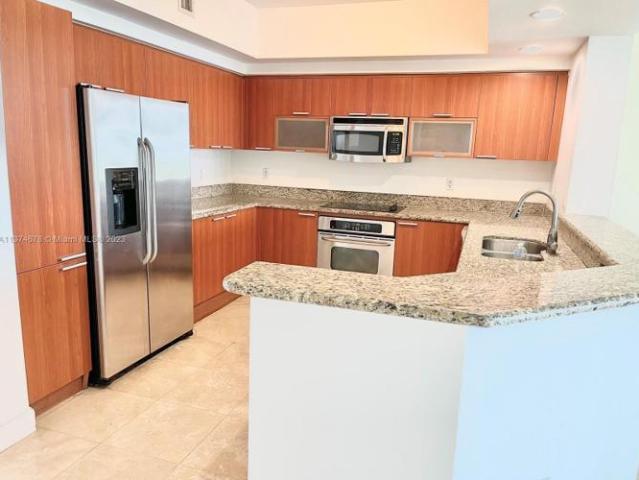 14951 Royal Oaks Ln #1502, North Miami, FL 33181