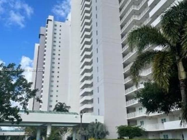 14951 Royal Oaks Ln #2207, North Miami, FL 33181
