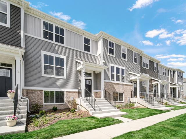 14951 S McCarthy Circle # 14951