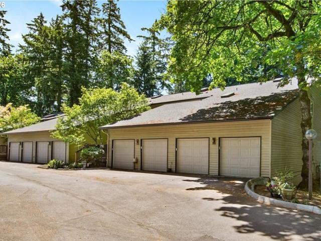14956 SW 109th Ave, Portland, OR 97224