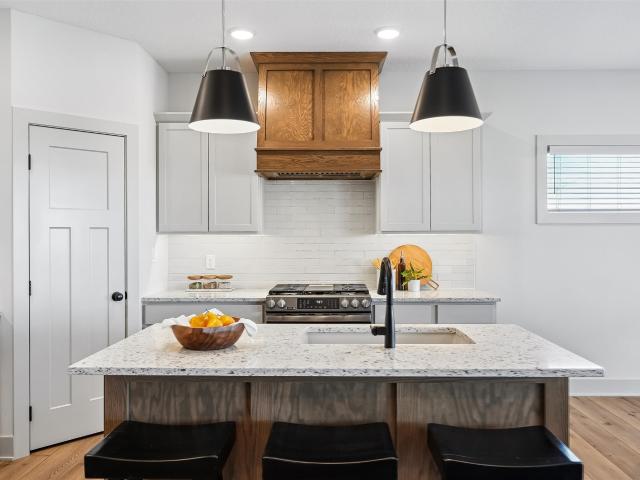 1495 NW Bull Run Court