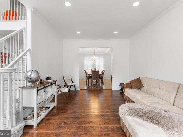 1495 Charter Court
