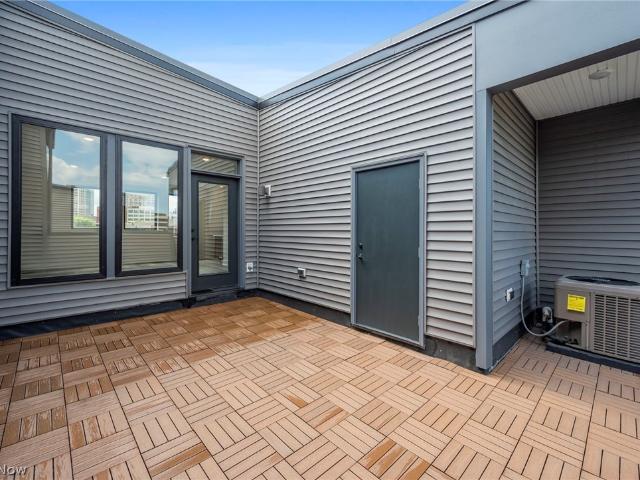 1495 E Superior Avenue 27