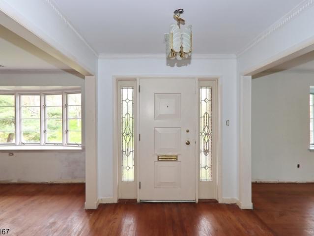 1495 Fox Trail, Mountainside, NJ 07092 | MLS #4020