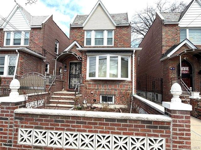 1495 st Ave, Whitestone, NY 11357