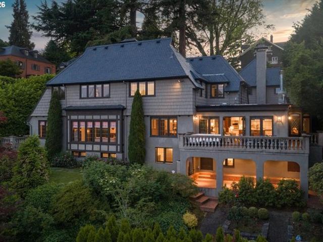 1495 SW Clifton St, Portland, OR 97201