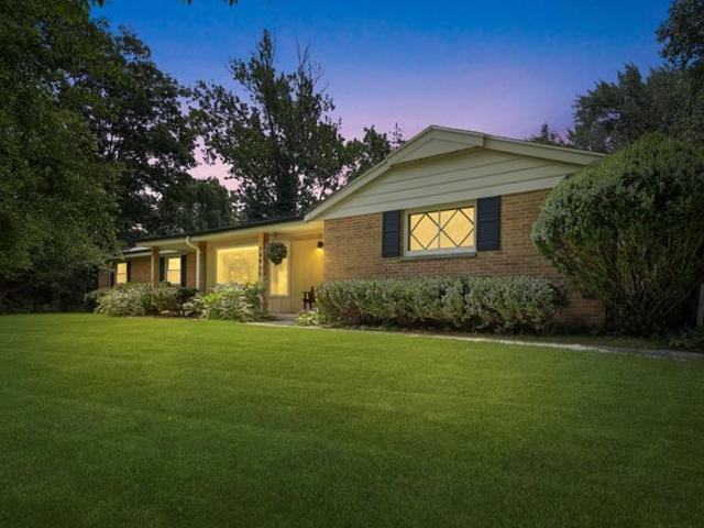 14965 W North Ave, Brookfield, WI 53005