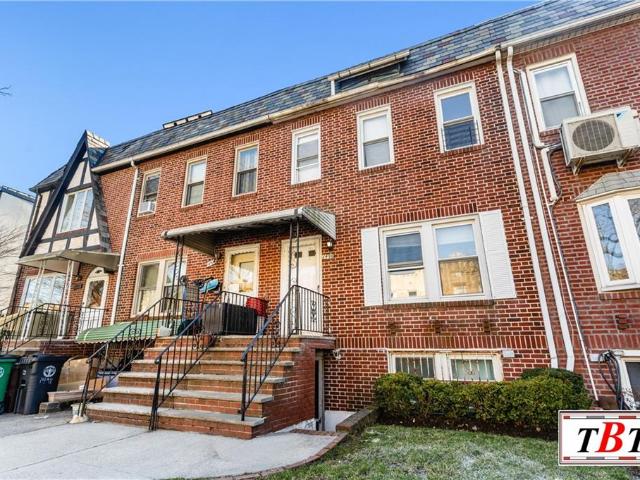 1496 East 32nd Street