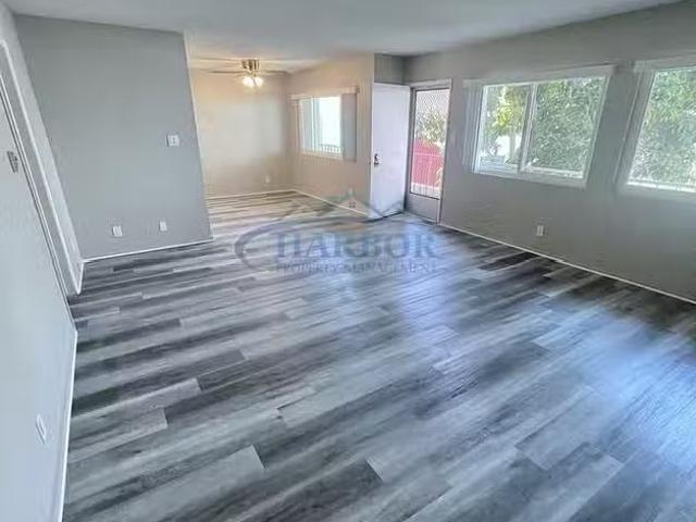 14971198 744 S. Walker Ave