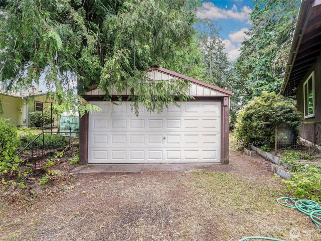 1497 Ridge Drive