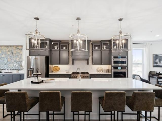 14982 Deco Cir, Chantilly, VA 20151