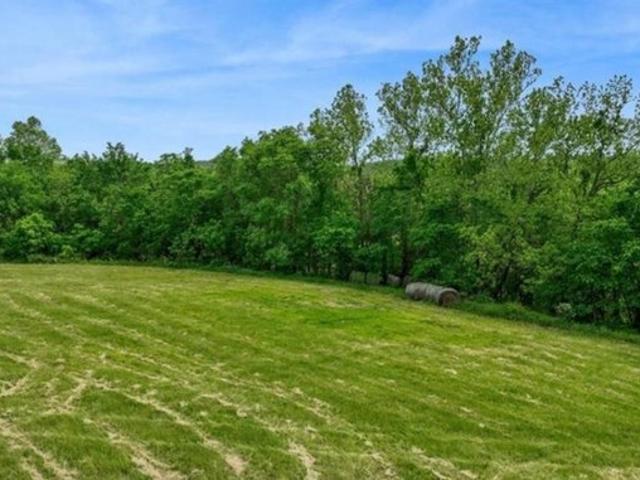 14988 Burgin Valley Road and 14980 14 Burgin Valley Rd, Gravette, AR 72736