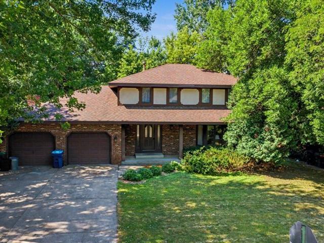 1498 N Danube Rd, Fridley, MN 55432
