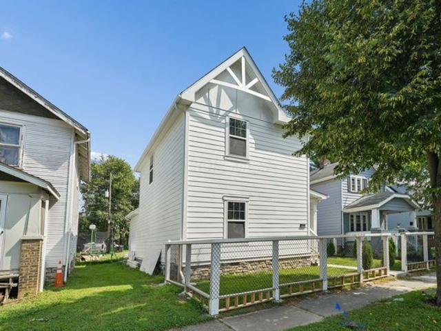1498 Briarwood Ave, Columbus, OH 43211