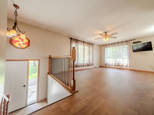 1498 Cable Road