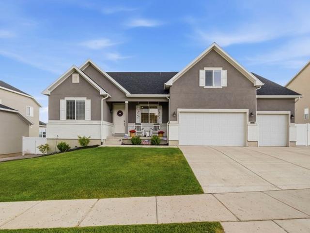 1498 S Loveland Ln, Saratoga Springs, UT 84045