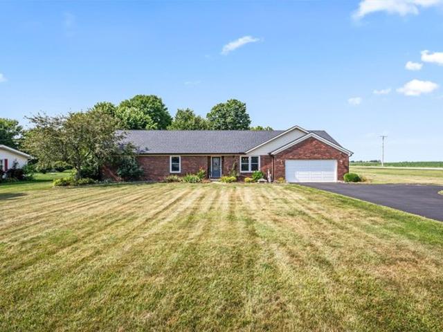 14991 Charm Hill Dr, Sidney, OH 45365