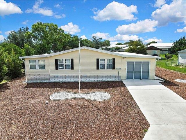 14992 Rialto Ave, Brooksville, FL 34613