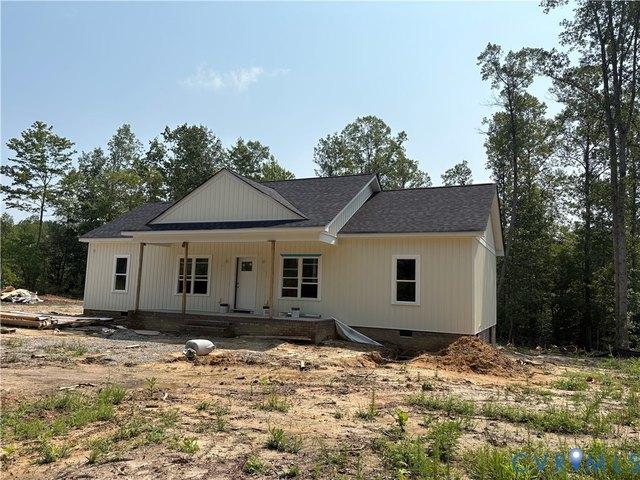 14995 Lebanon Rd, Spring Grove, VA 23881