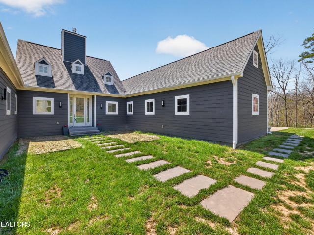 1499 Doe and Fawn Lane