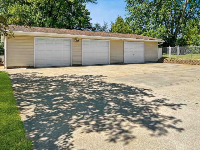 1499 Hemlock Drive