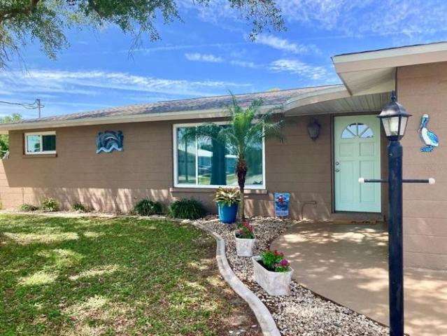 1499 Janet Pl, Englewood, FL 34223