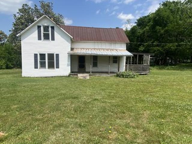 1499 Turnpike Rd, Summertown, TN 38483