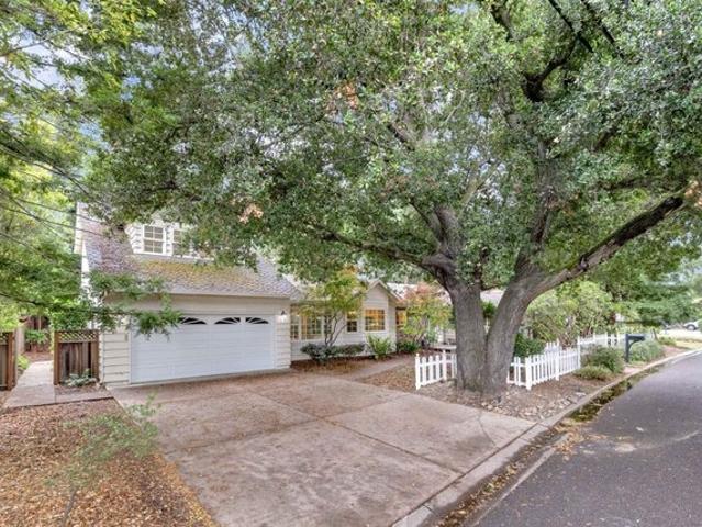14900 Quito Rd, Los Gatos, CA 95032