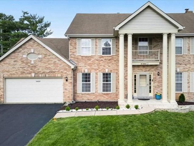 14901 Jockey Club Dr, Chesterfield, MO 63017