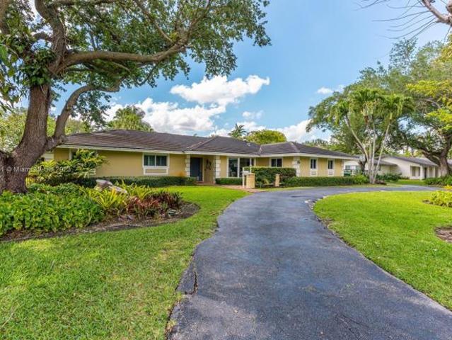 14902 74th Pl SW, Palmetto Bay, FL 33158