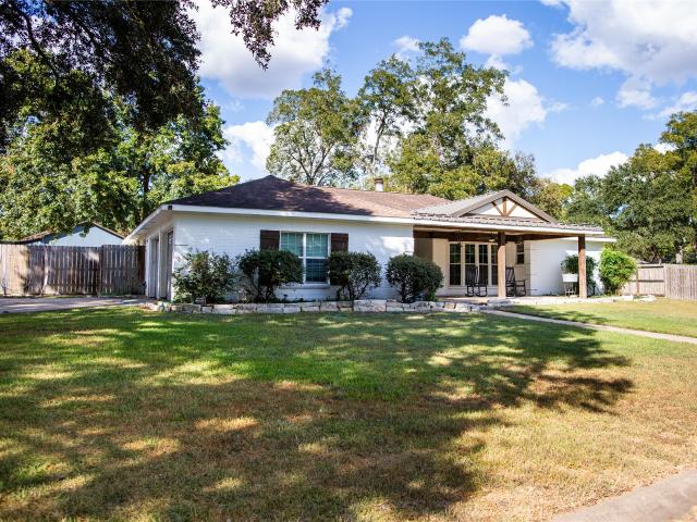14902 Bernard Timbers Dr