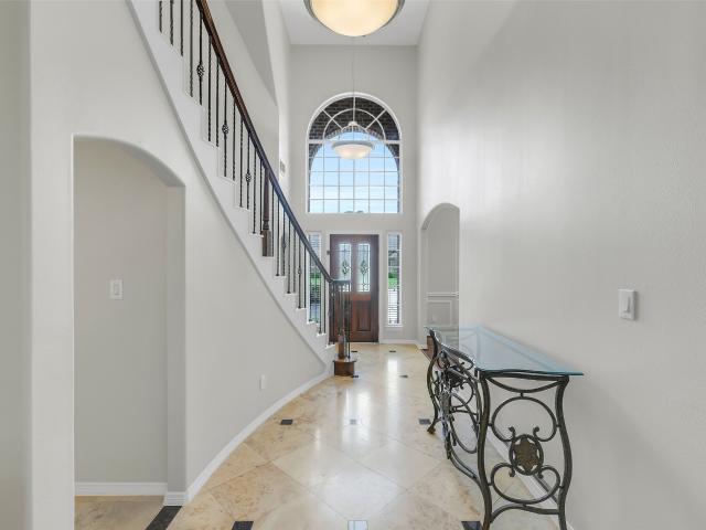 14906 Windsor Manor