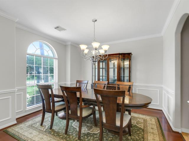 14906 Windsor Manor