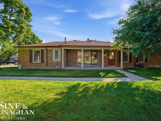 14908 Dover Ct, Shelby Township, MI 48315