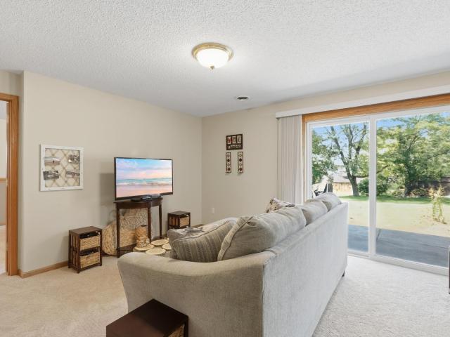 1490 Mallard Place