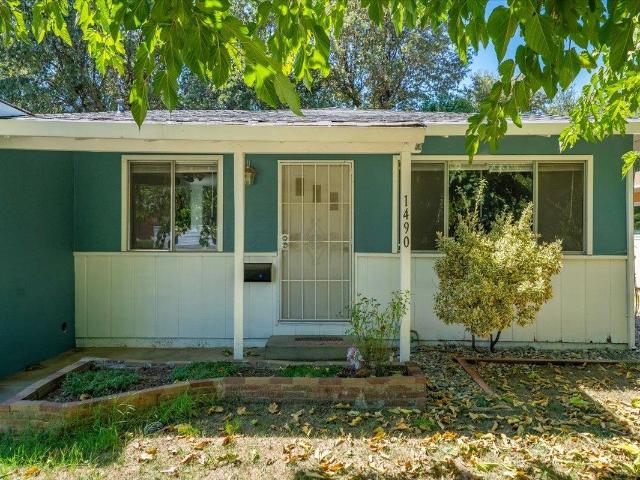 1490 Orange Street