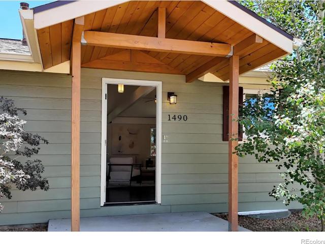 1490 Chambers Drive