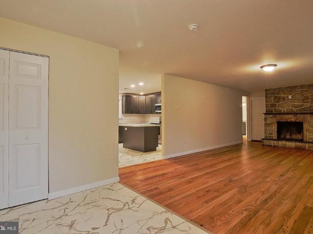 1490 Chestnut Hill Road