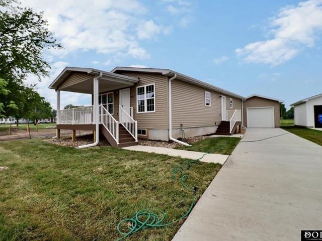 1490 E 2nd St, Fremont, NE 68025