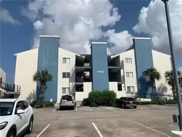 1490 HARBOR Drive, 108, Slidell, LA 70458