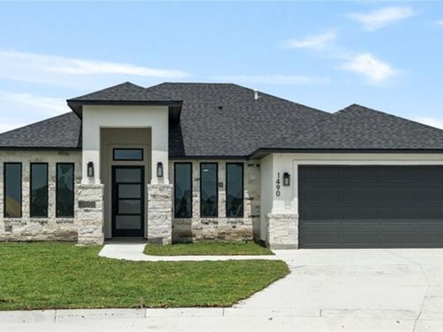 1490 Irigoyen Ct, Corpus Christi, TX 78415
