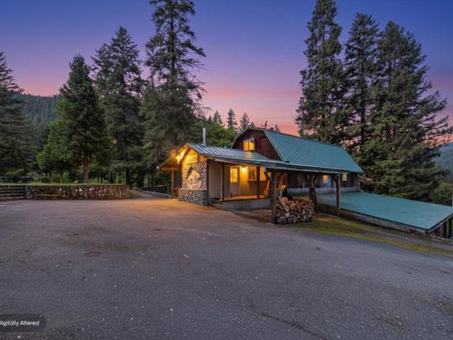 1490 Red Cap Rd, Orleans, CA 95556