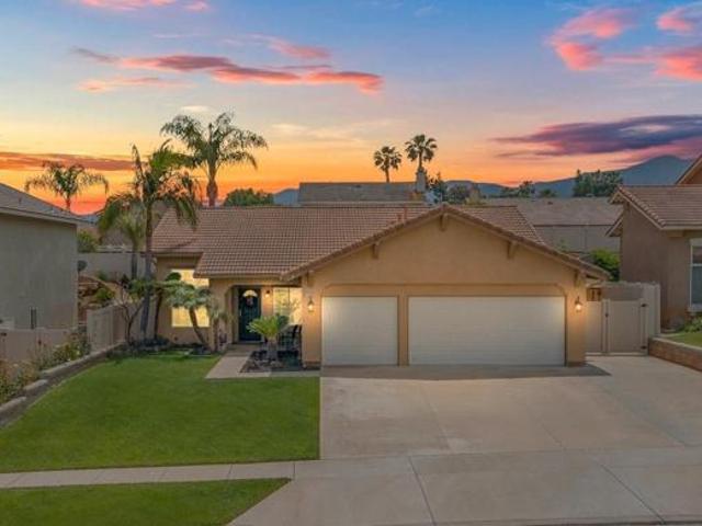 1490 White Holly Dr, Corona, CA 92881