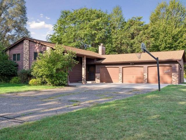 1490 29th Ave NW, New Brighton, MN 55112
