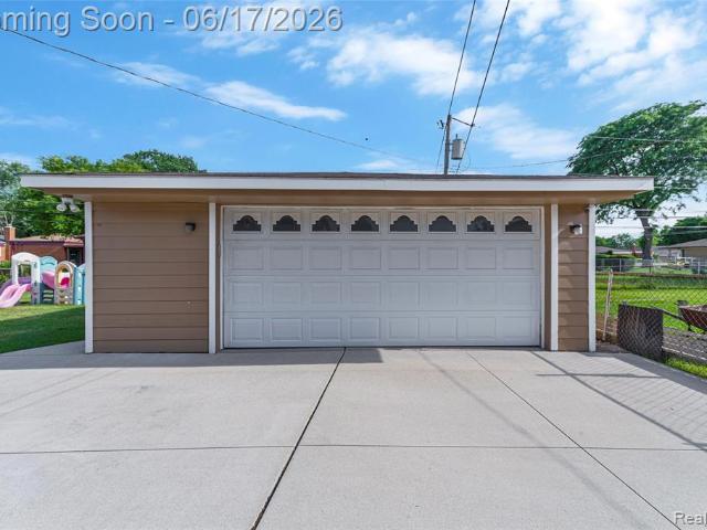 14914 Jenny Drive