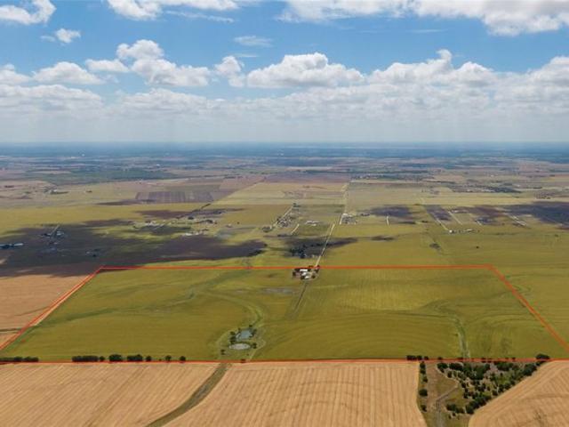 14914 Svenska Rd, Coupland, TX 78615