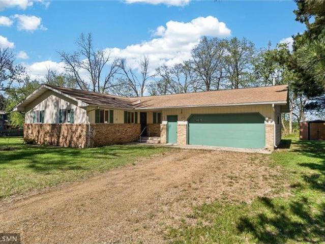 14915 Crow River Dr, Rogers, MN 55374