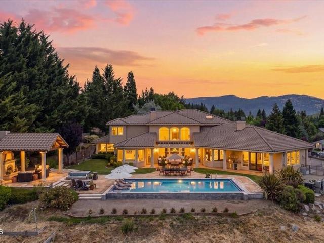 1491 Montclair Ter, Medford, OR 97504