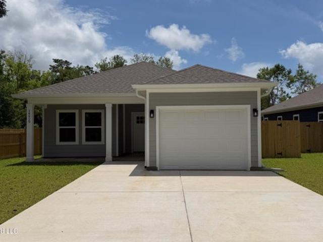 14929 Dantzler Rd, Vancleave, MS 39565