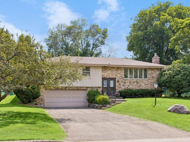 1492 nd Avenue N